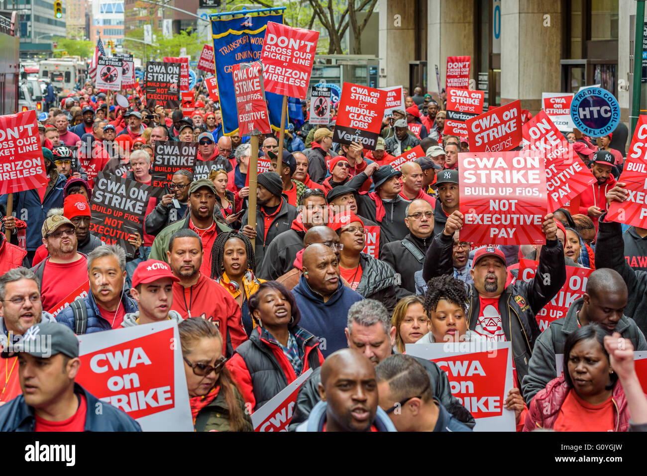 Ibew strike hi-res stock photography and images - Alamy