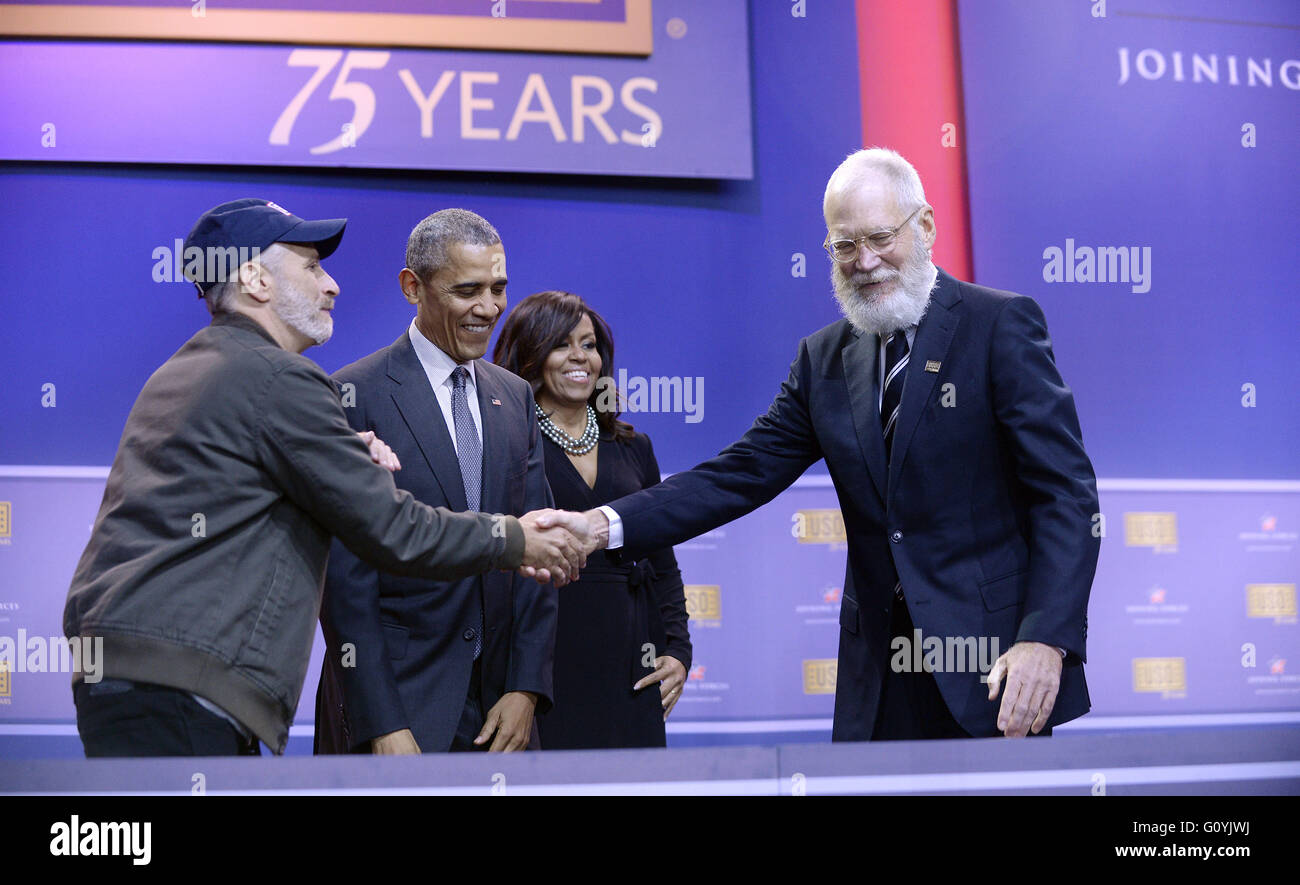 First lady michelle obama hands hi-res stock photography and images - Alamy