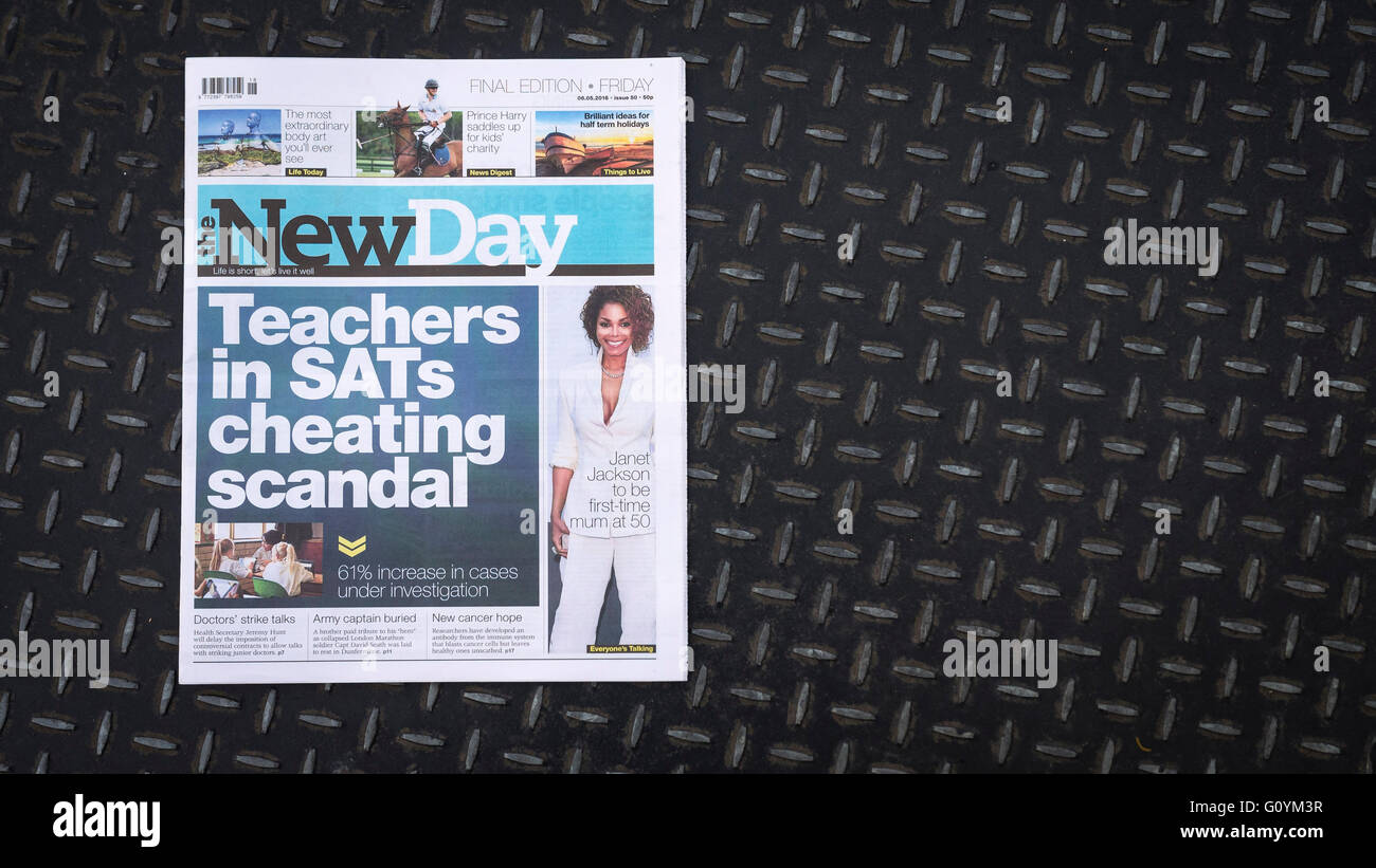 Paper edition hi-res stock photography and images - Alamy