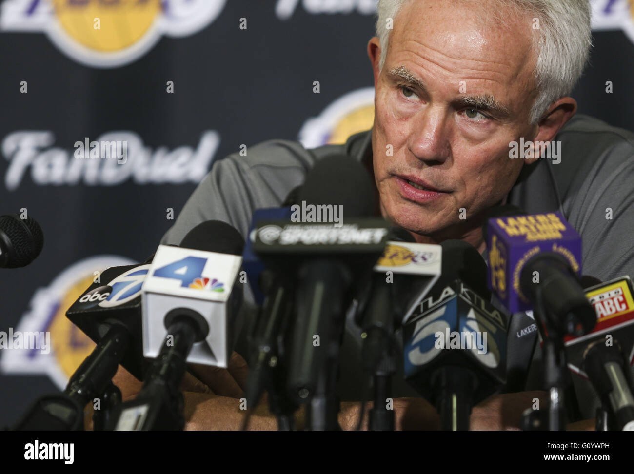 Los angeles lakers 2016 hi-res stock photography and images - Alamy