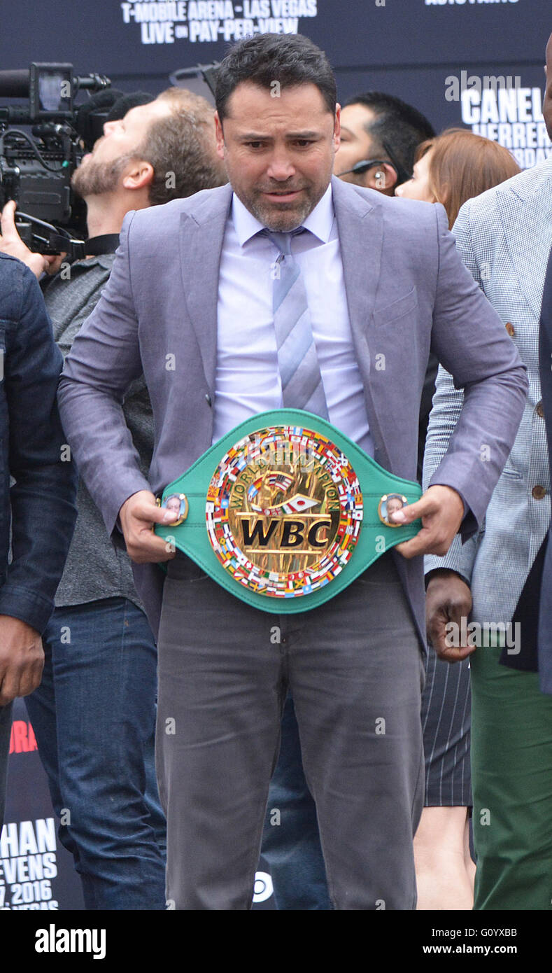 Las Vegas, Nevada, USA. 6th May, 2016. Former World Champion boxer ...