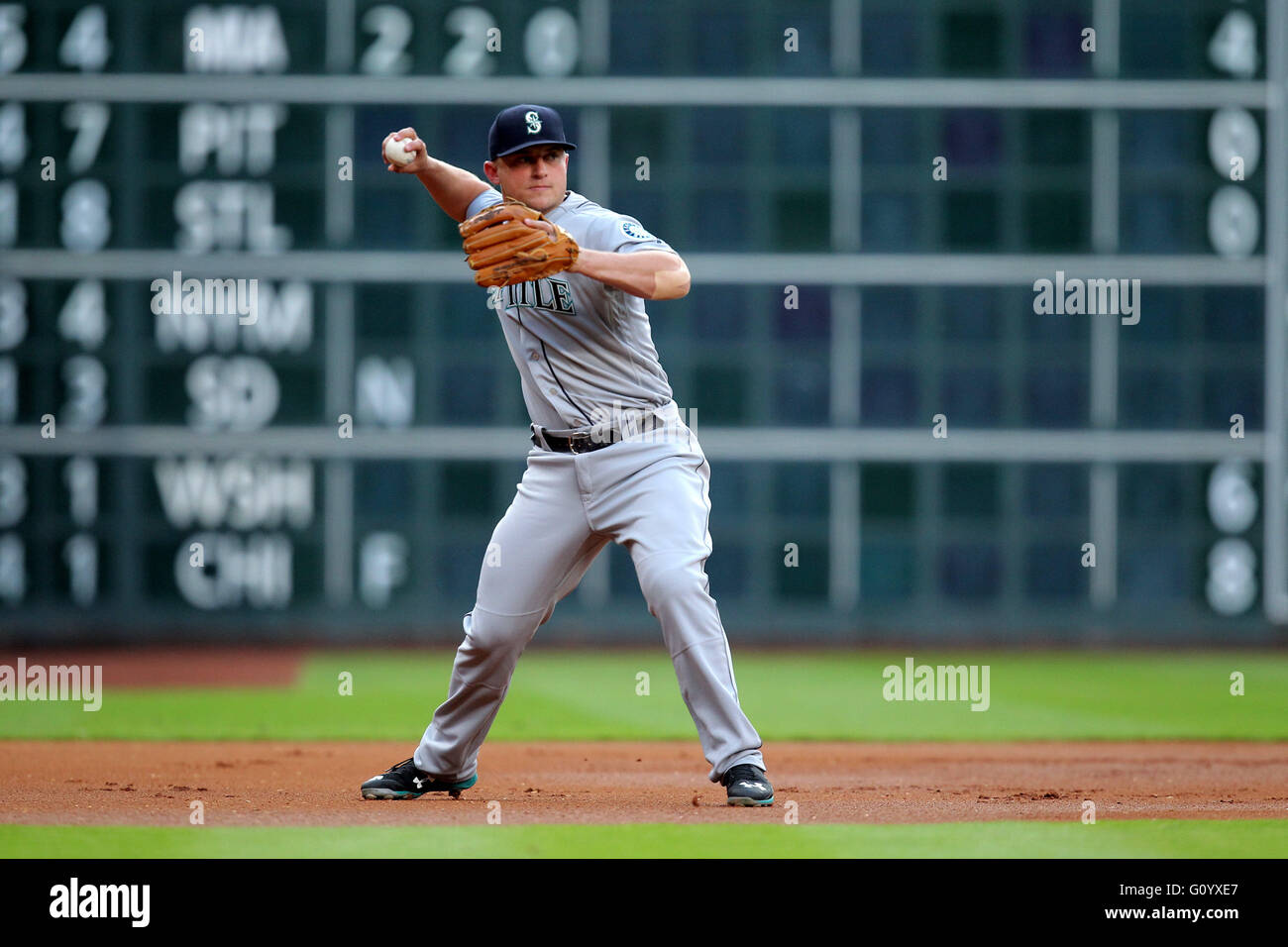 Houston, TX, USA. 06th May, 2016. Seattle Mariners third baseman Kyle ...