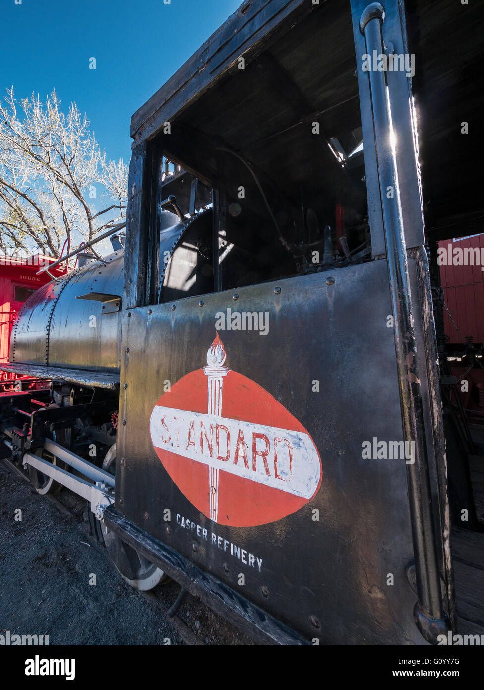 Standard oil refinery hi-res stock photography and images - Alamy