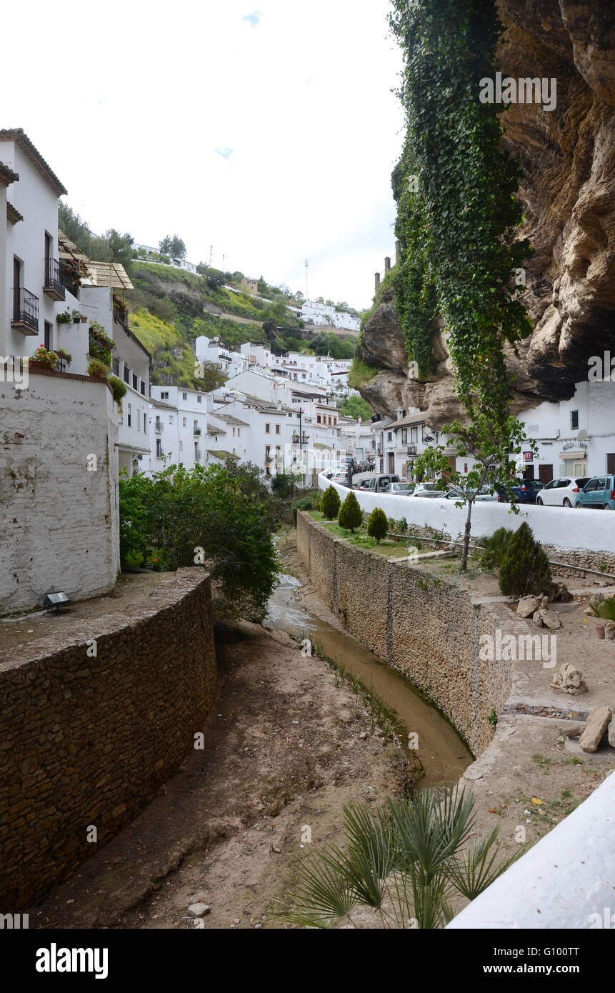 Setinel de Bodegas a village built into rock overhangs, in Andalucia ...