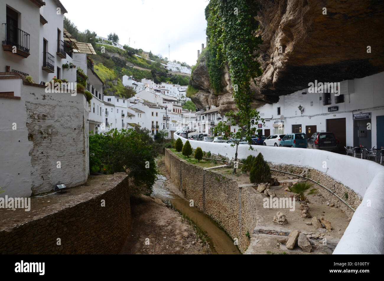 Setinel de Bodegas a village built into rock overhangs, in Andalucia ...