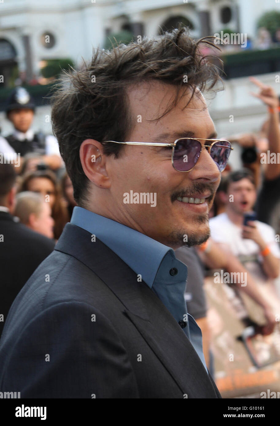 Johnny depp lone ranger london hi-res stock photography and images - Alamy