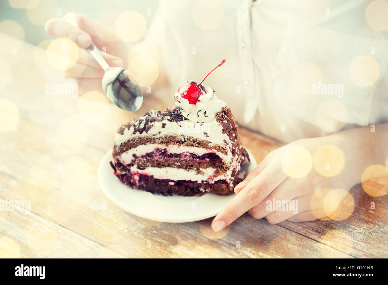 Fat woman eating cake hi-res stock photography and images - Alamy