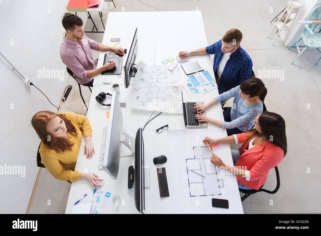 Creative international team computers hi-res stock photography and ...