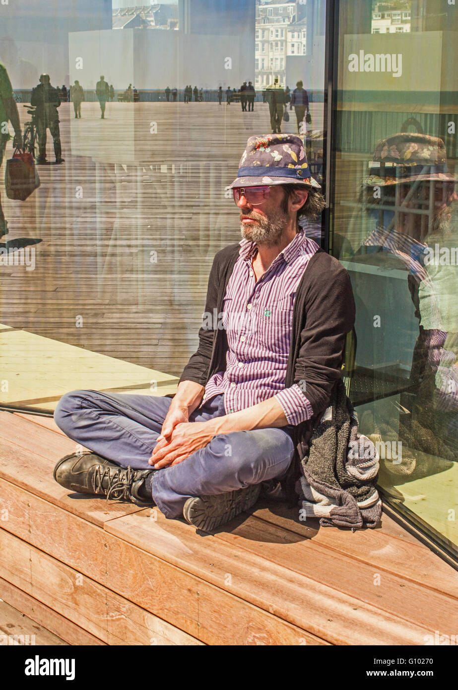 Crossed out man hi-res stock photography and images - Alamy