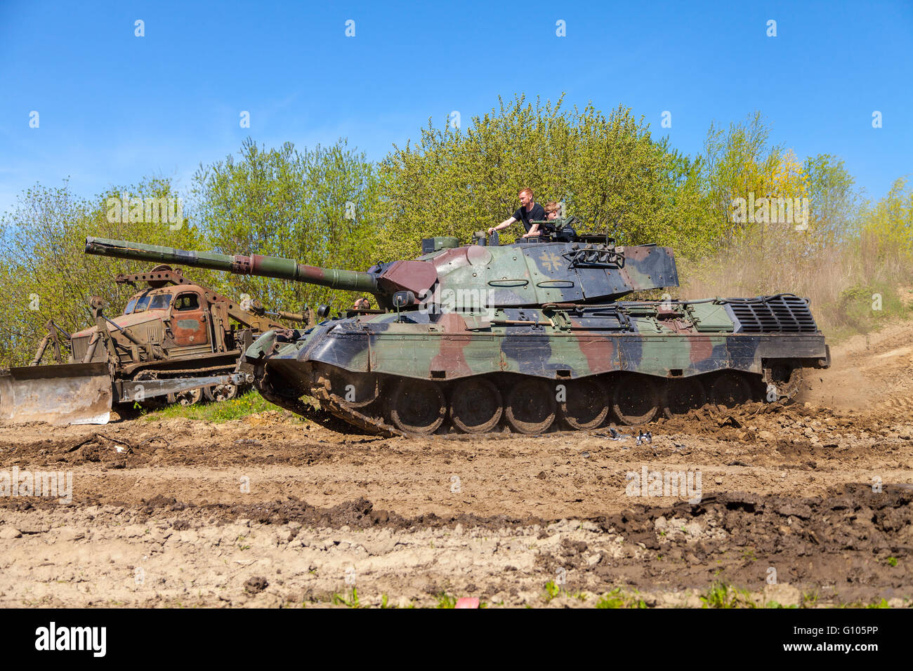 German main battle tank drives hi-res stock photography and images - Alamy