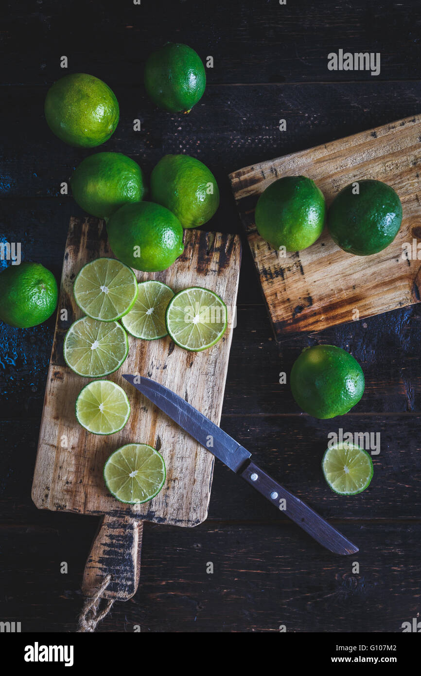 Low key lemons hi-res stock photography and images - Alamy
