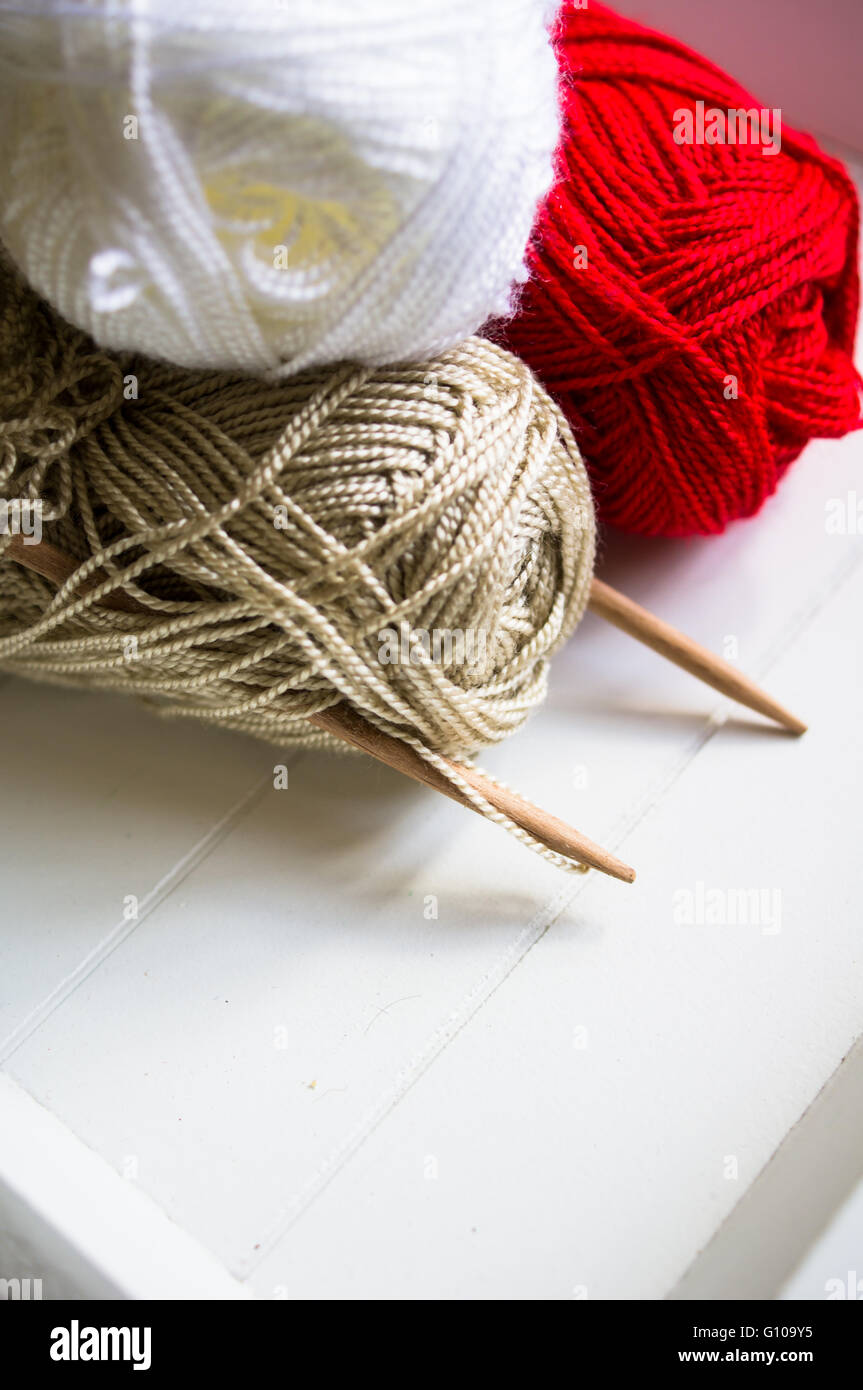Vintage knitting pattern hi-res stock photography and images - Alamy