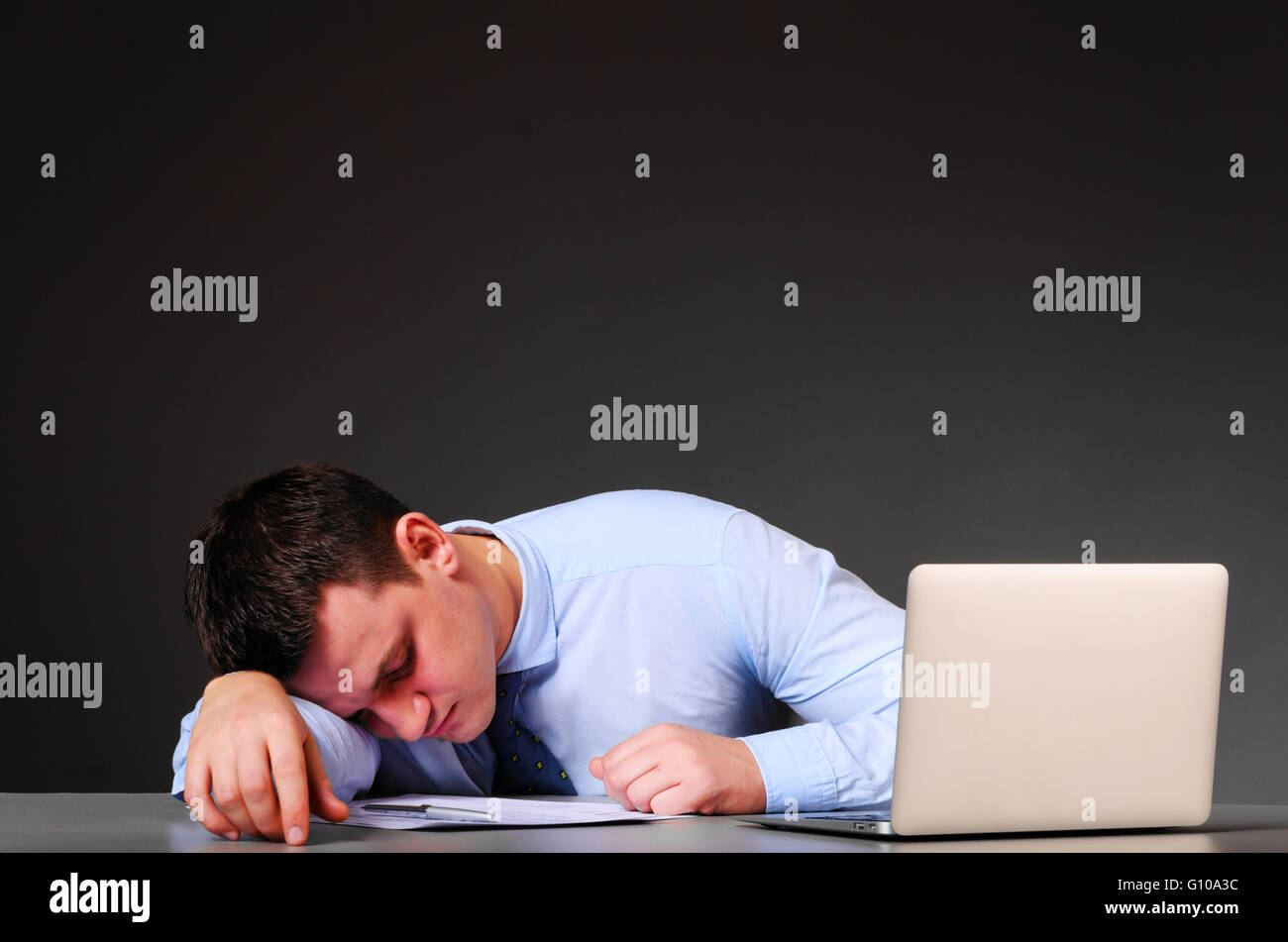 Tired business people sitting table hi-res stock photography and images ...