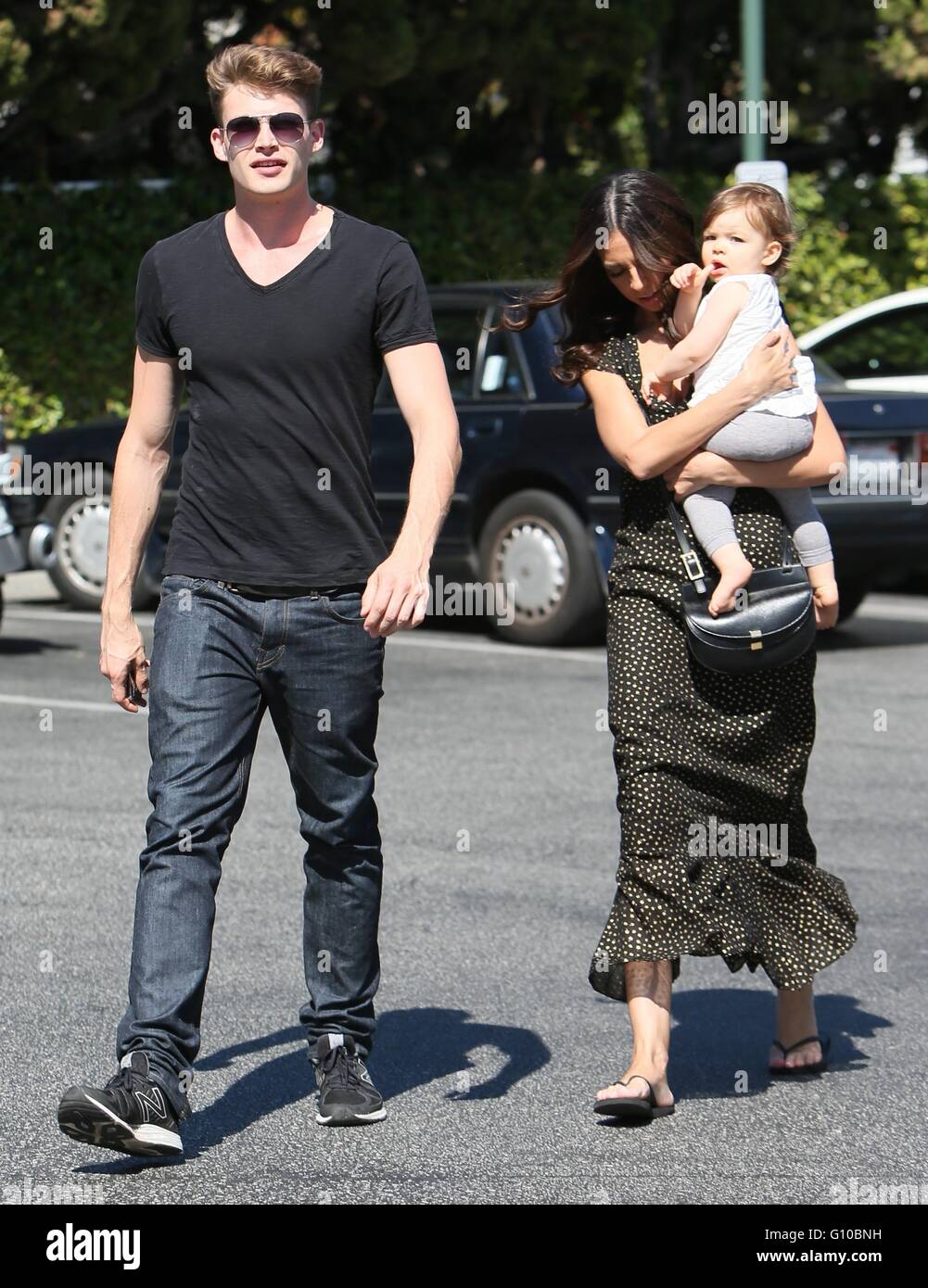 Terri Seymour and Clark Mallon visit Bristol Farms with their daughter ...