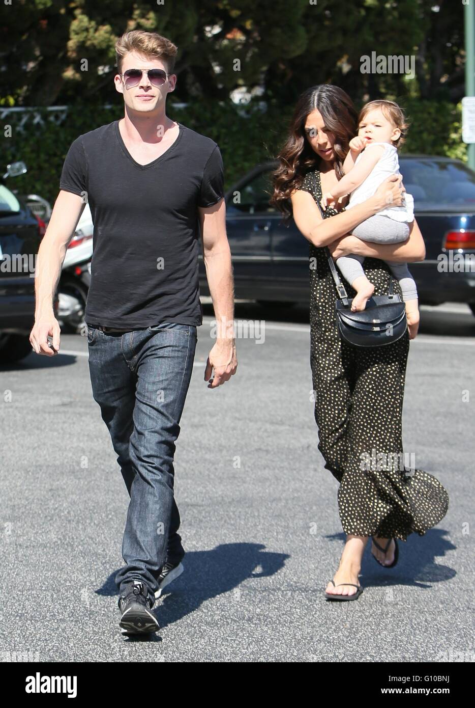 Terri Seymour and Clark Mallon visit Bristol Farms with their daughter ...