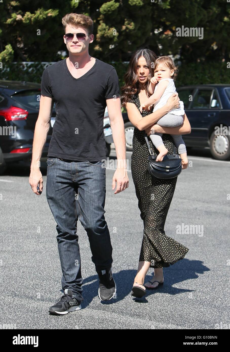 Terri Seymour and Clark Mallon visit Bristol Farms with their daughter ...