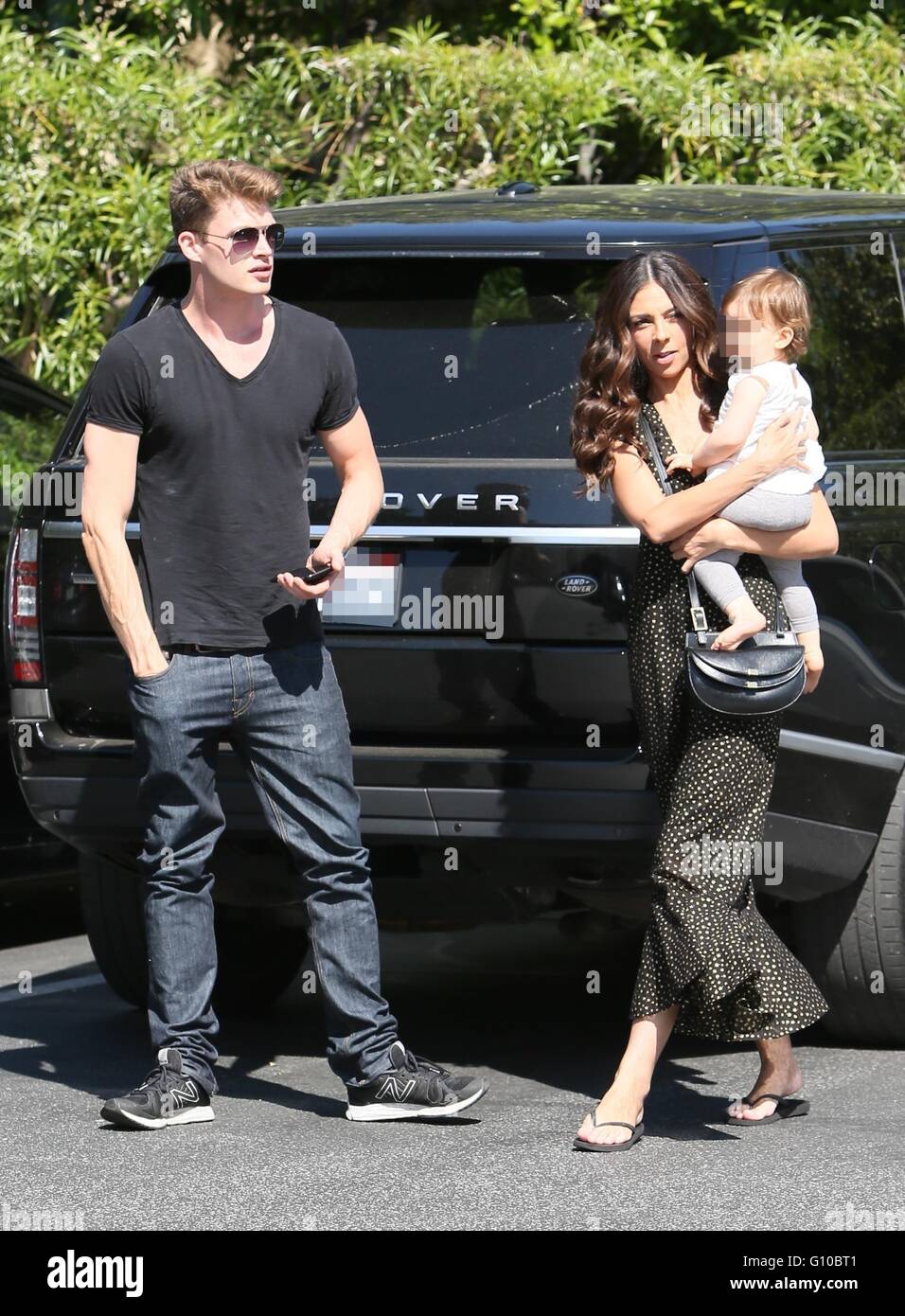 Terri Seymour and Clark Mallon visit Bristol Farms with their daughter ...