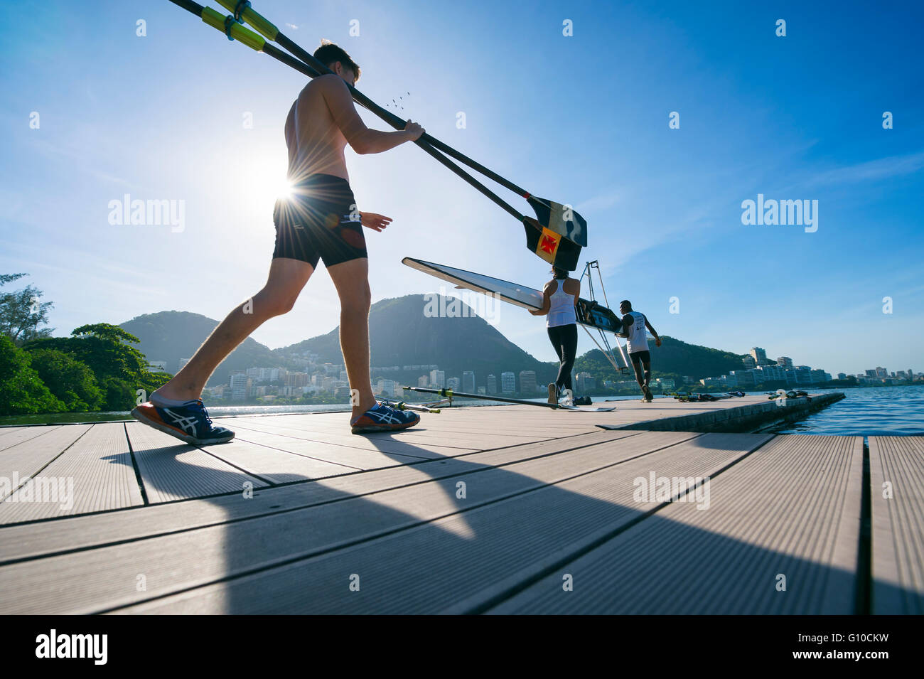Rowing boat oars hi-res stock photography and images - Alamy