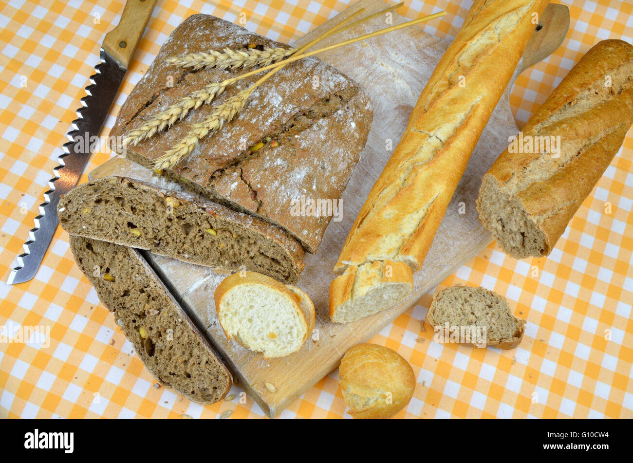 Sliced dark rustic bread hi-res stock photography and images - Alamy