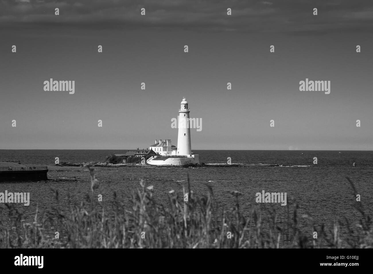 Blue sea sky Black and White Stock Photos & Images - Alamy