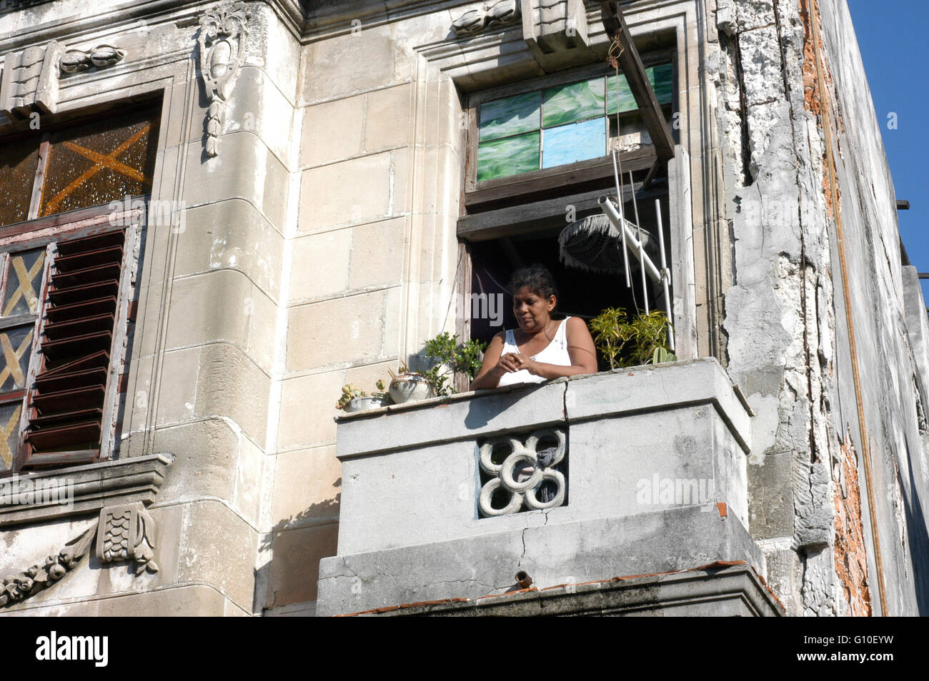 Scene of a crowded balcony hi-res stock photography and images - Alamy