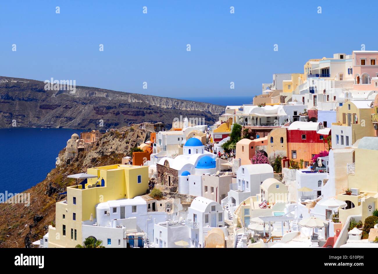 Hillside buildings in Oia, Santorini, Greek Islands, Greece Stock Photo ...
