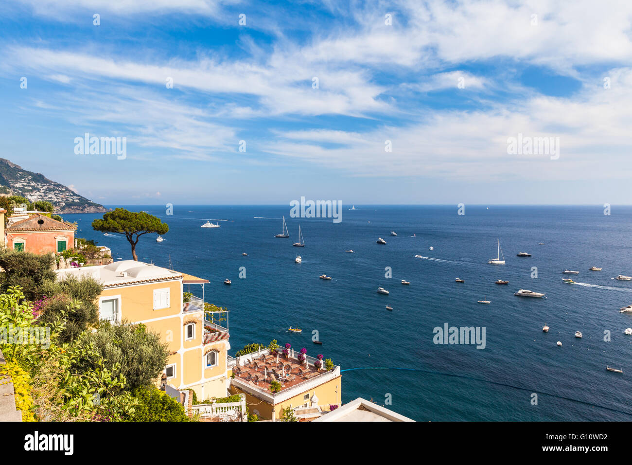 Positano italy boat hi-res stock photography and images - Alamy