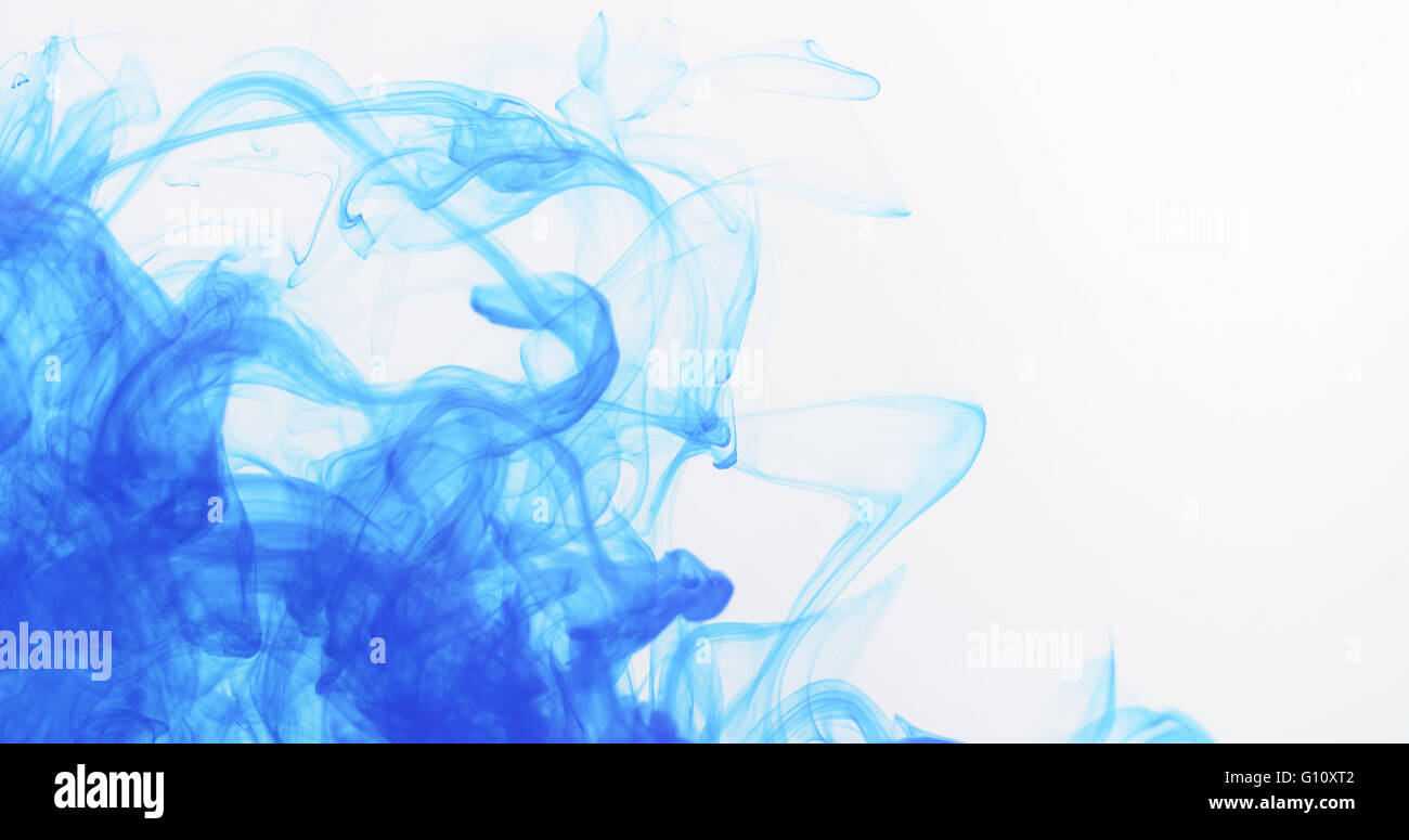 blue ink spreading in water Stock Photo - Alamy