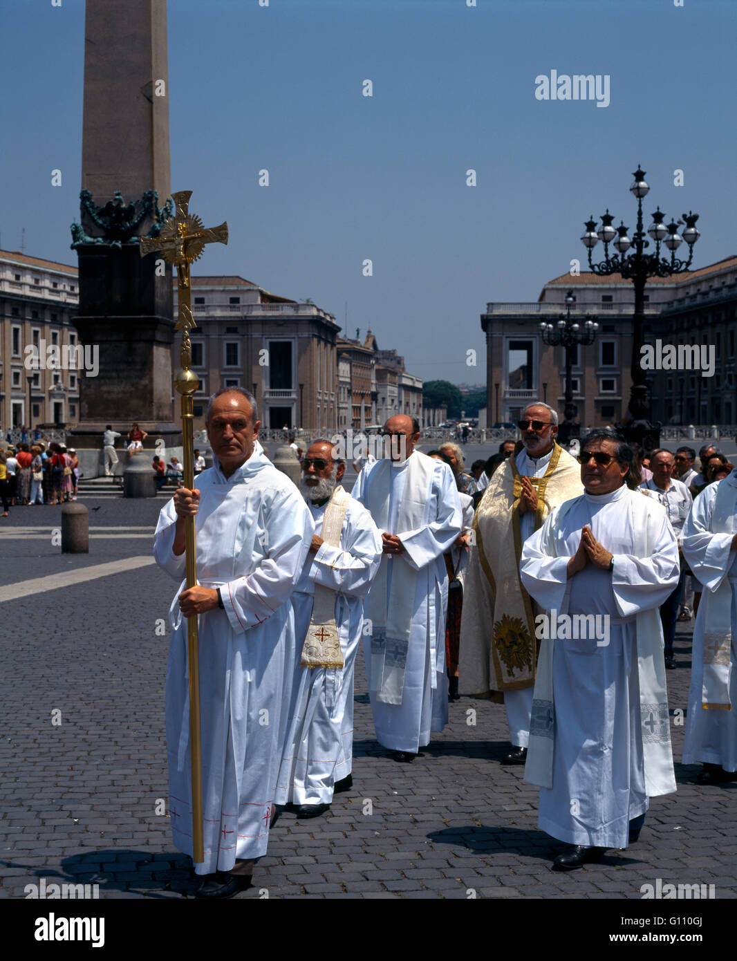 Vatican City Rome Italy St Peters Square Parade With Cross Piazza San ...