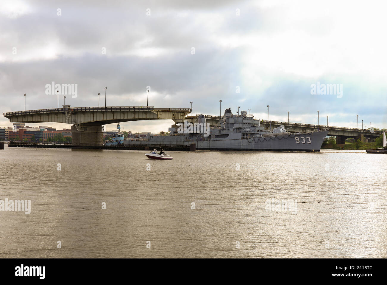 The Display Ship Barry is towed down the Anacostia River enroute to the ...