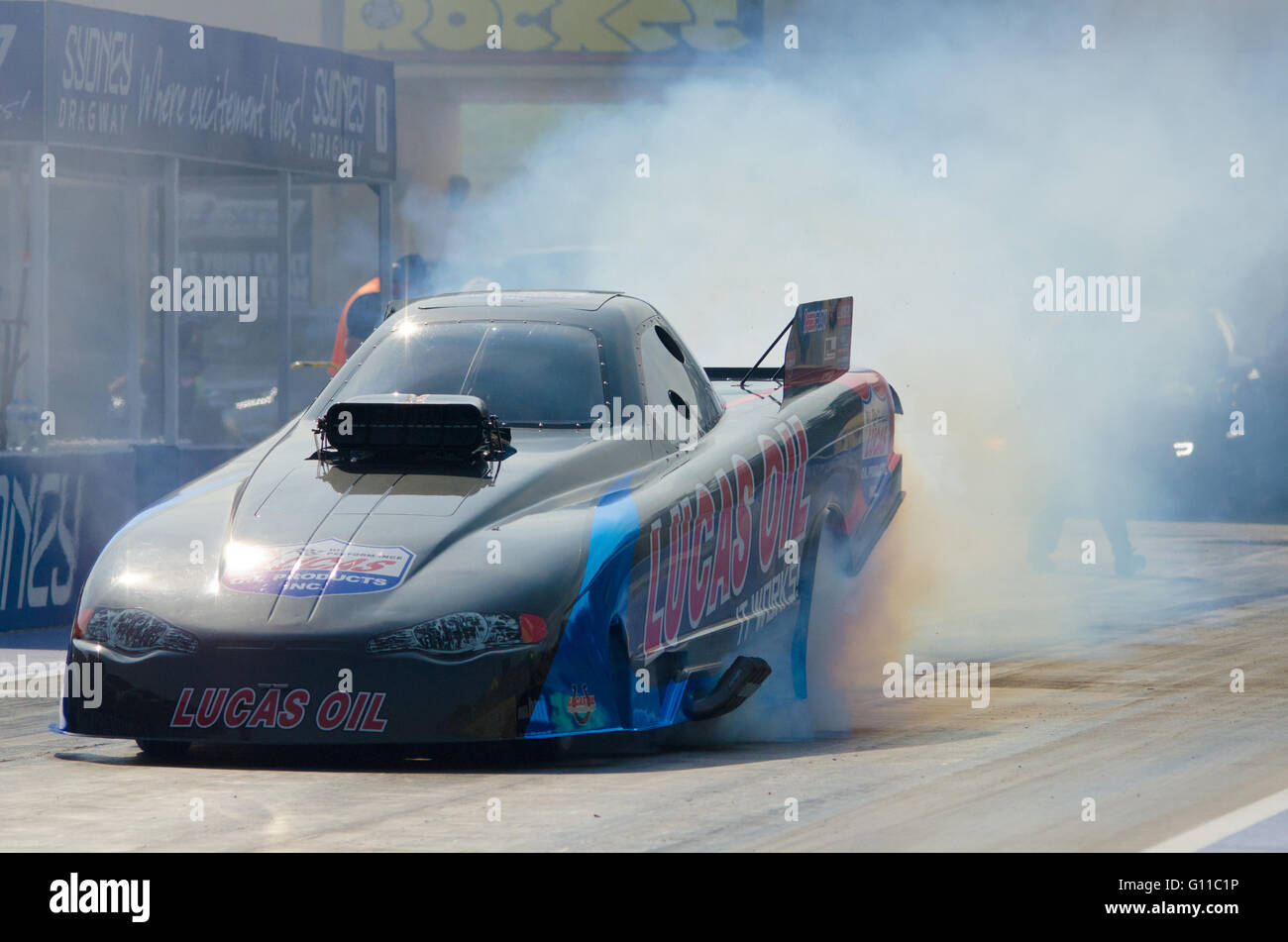 Pro stock cars drag racing hi-res stock photography and images - Alamy