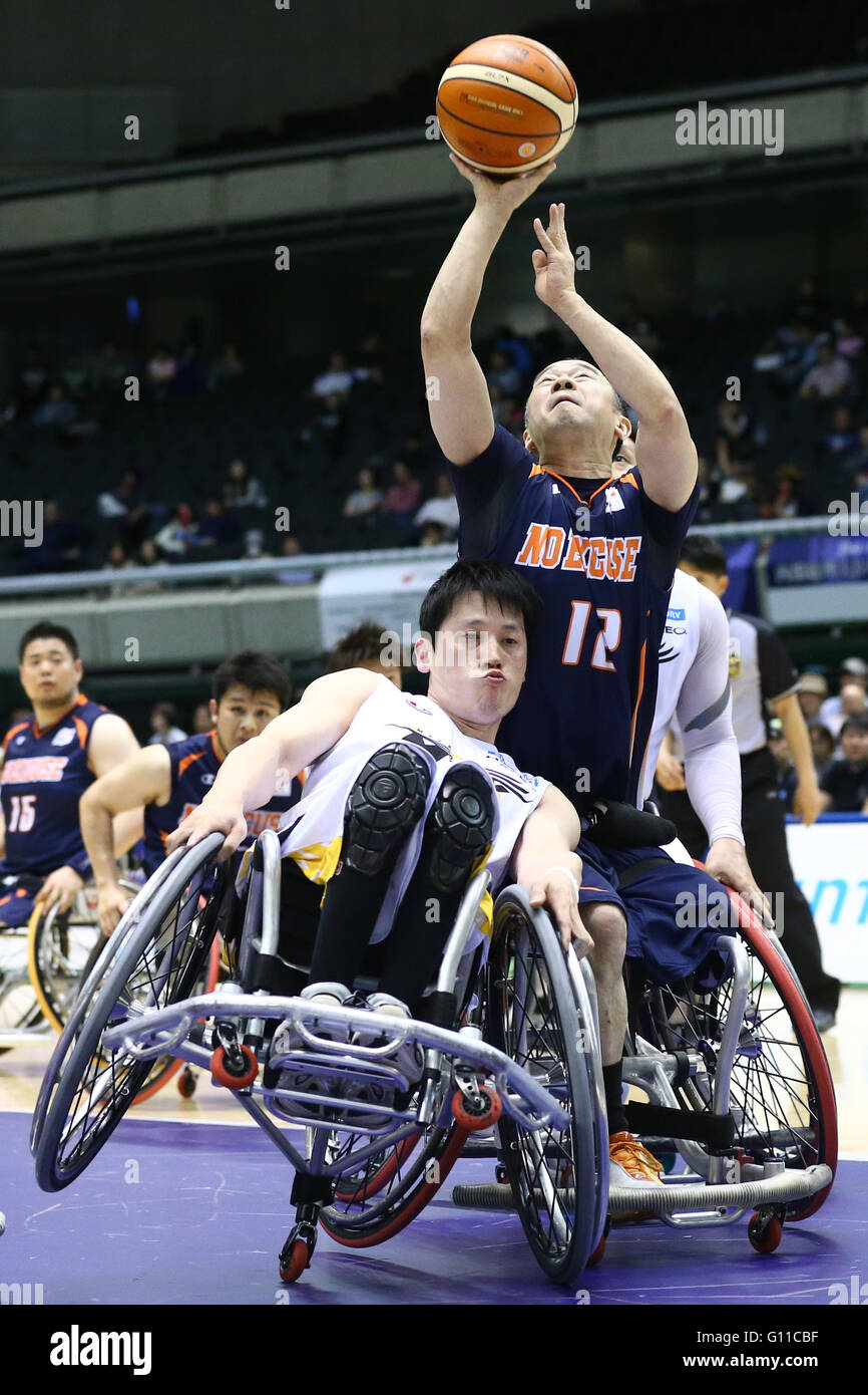 Tokyo, Japan. 4th May, 2016. (L-R) Satoshi Sato (MAX), Takao Sugasawa ...