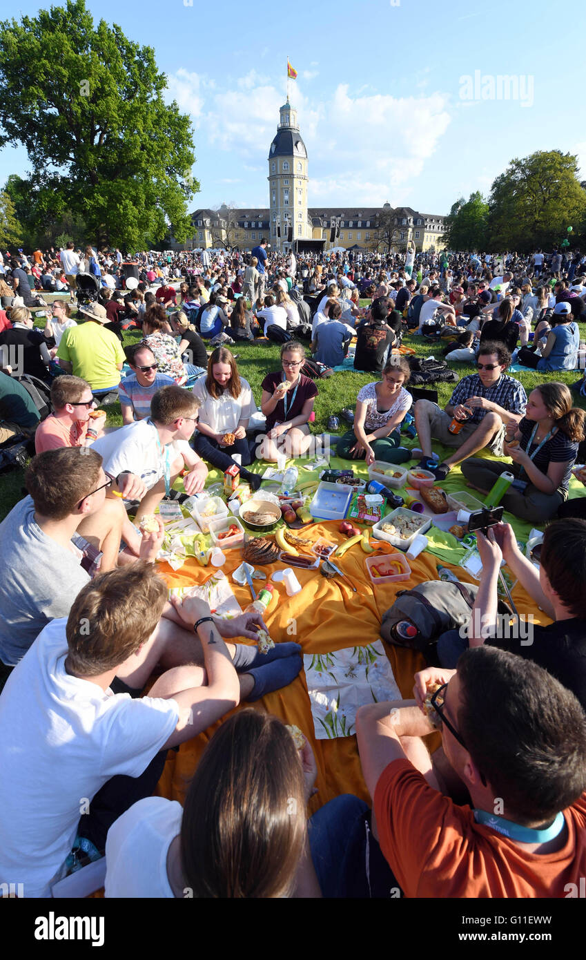 Stuttgart, Germany. 07th May, 2016. A giant picnic is taking place in ...