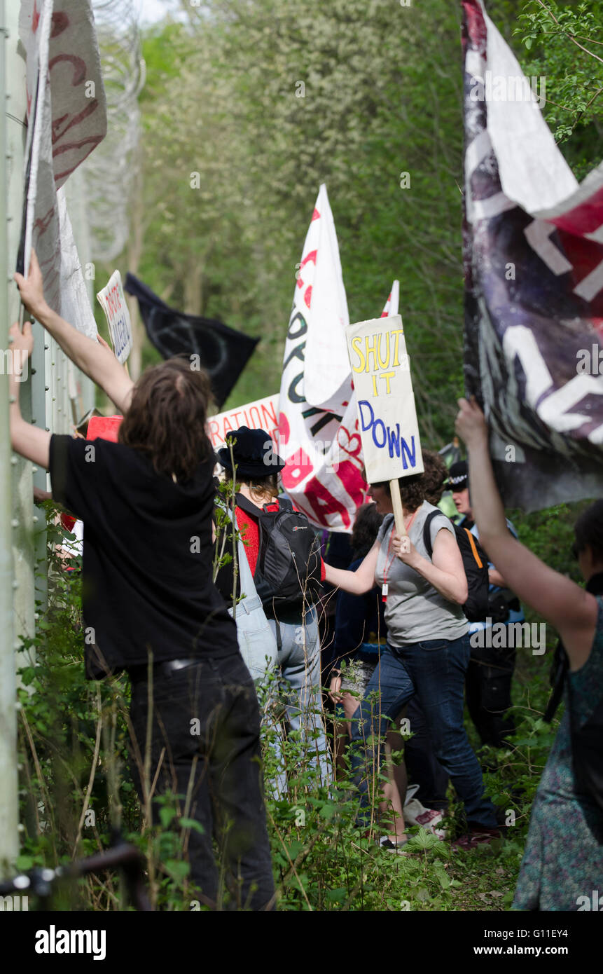 Brook house centre detention hi-res stock photography and images - Alamy