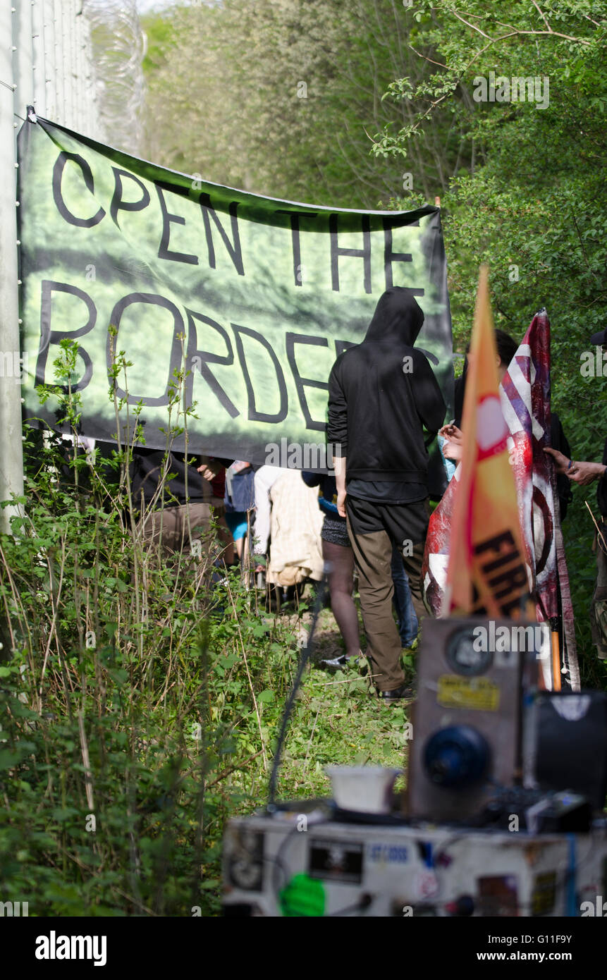 Brook house centre detention hi-res stock photography and images - Alamy