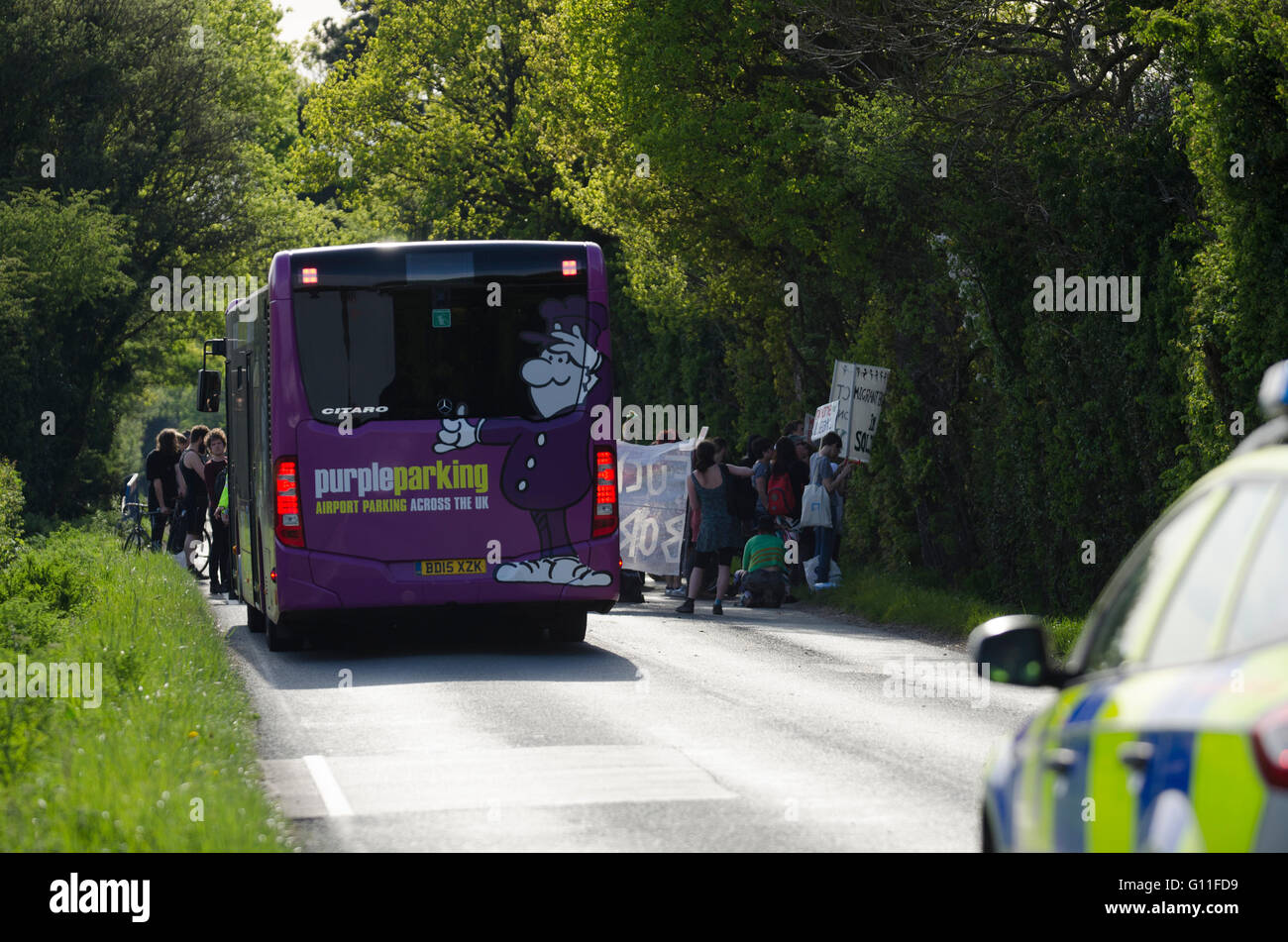 Gatwick immigration centre hi-res stock photography and images - Alamy