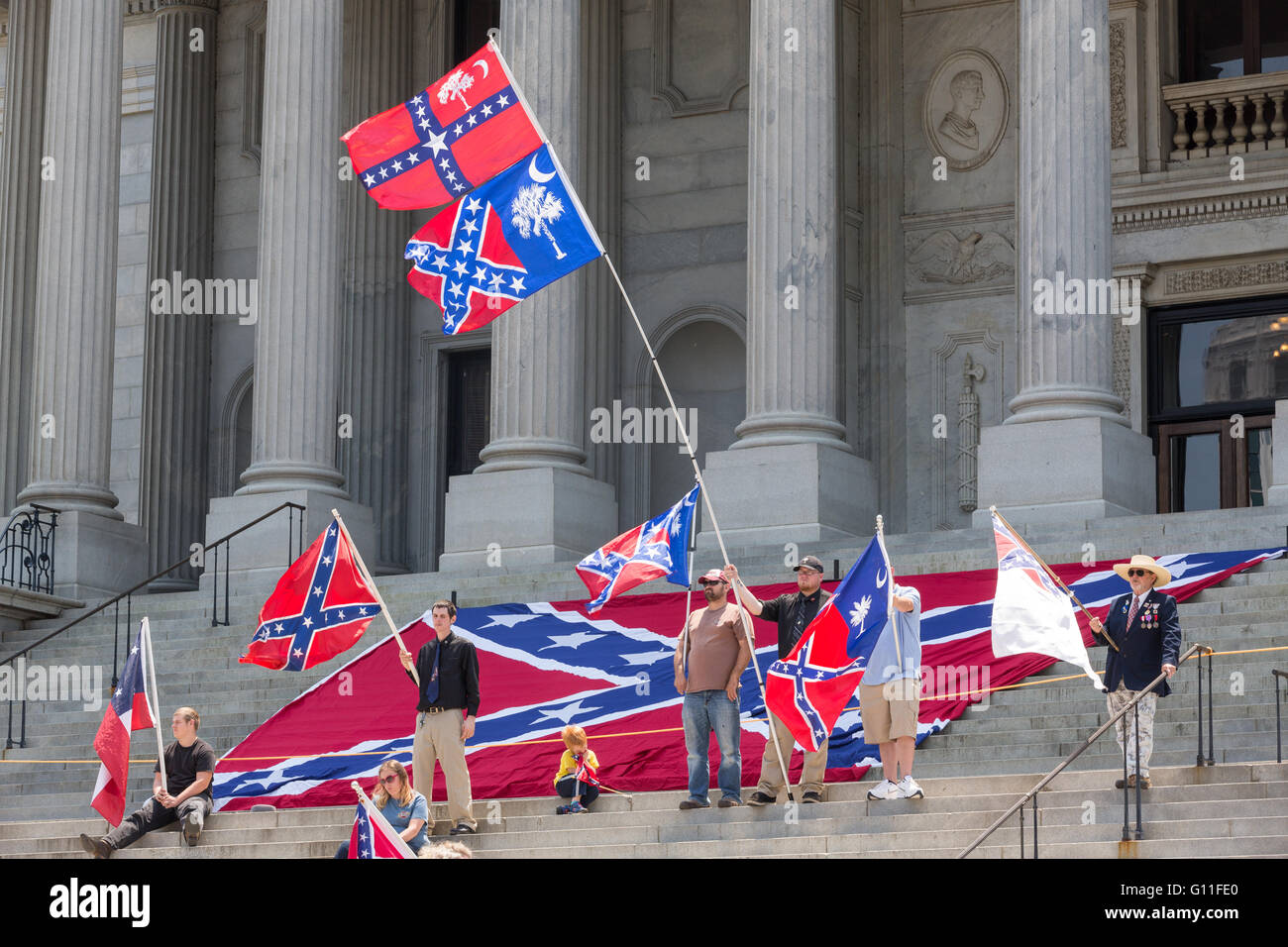 Columbia, South Carolina, USA. 07th May, 2016. Costumed confederate re ...