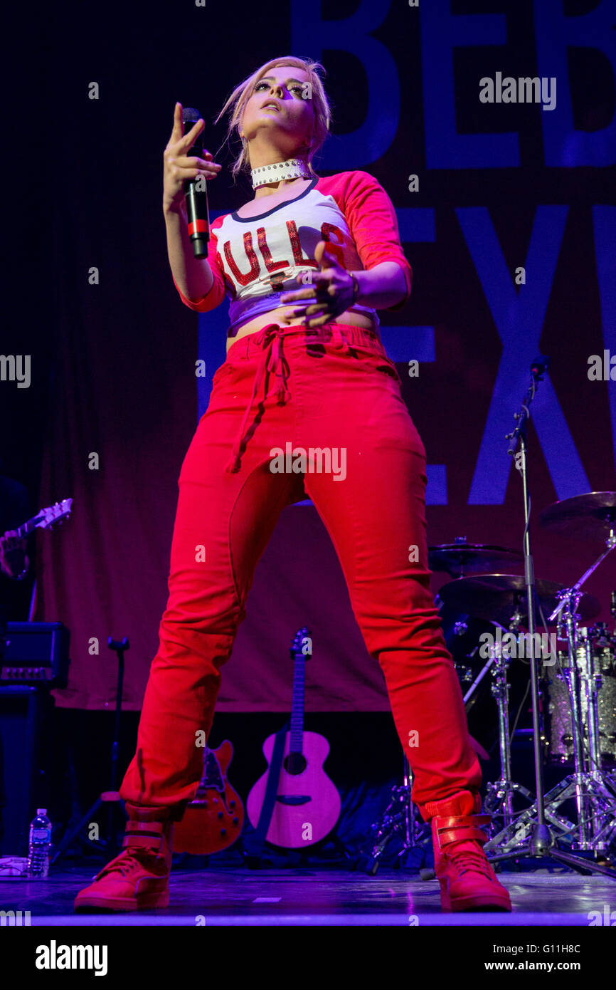 Rosemont, Illinois, USA. 6th May, 2016. Singer BEBE REXHA performs live ...