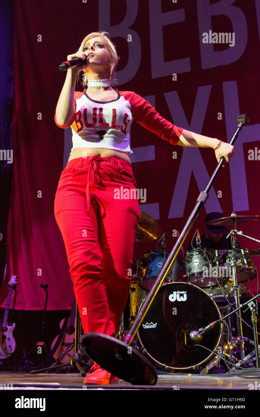 Delirium world tour hi-res stock photography and images - Alamy