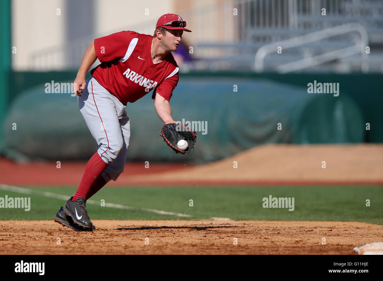 Baton Rouge, LA, USA. 07th May, 2016. Arkansas Razorbacks infielder ...