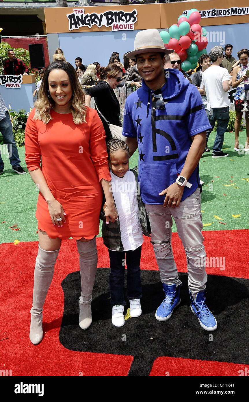 Los Angeles, CA, USA. 7th May, 2016. Tia Mowry, Cory Hardrict at ...