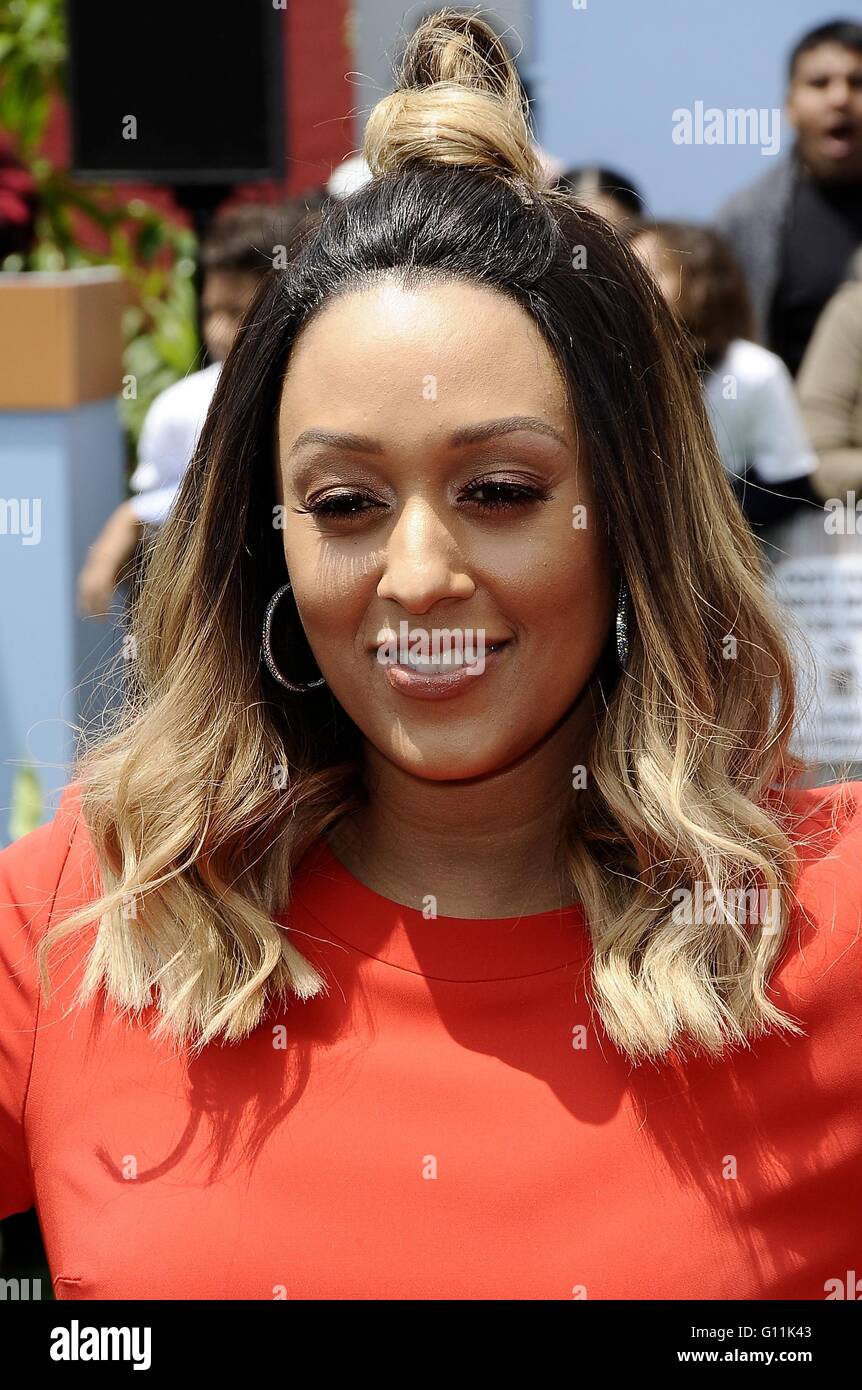 Los Angeles, CA, USA. 7th May, 2016. Tia Mowry at arrivals for ANGRY ...