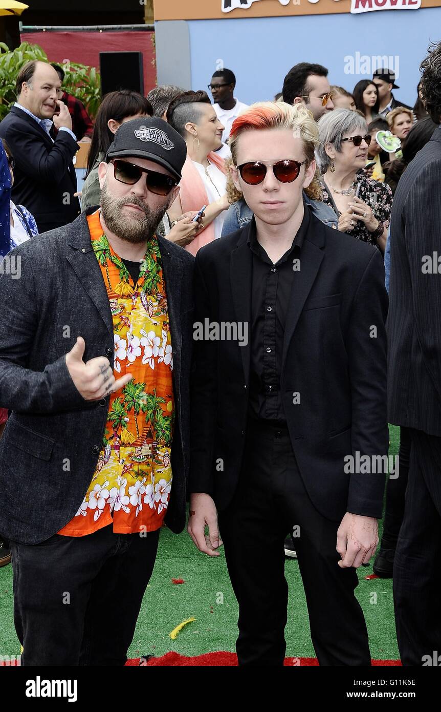 Los Angeles, CA, USA. 7th May, 2016. Fred Durst, Dallas Durst at ...