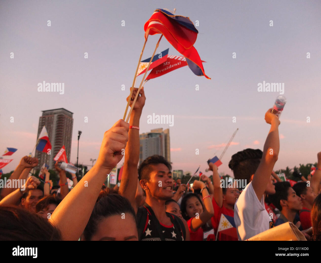 Philippine flags hi-res stock photography and images - Alamy