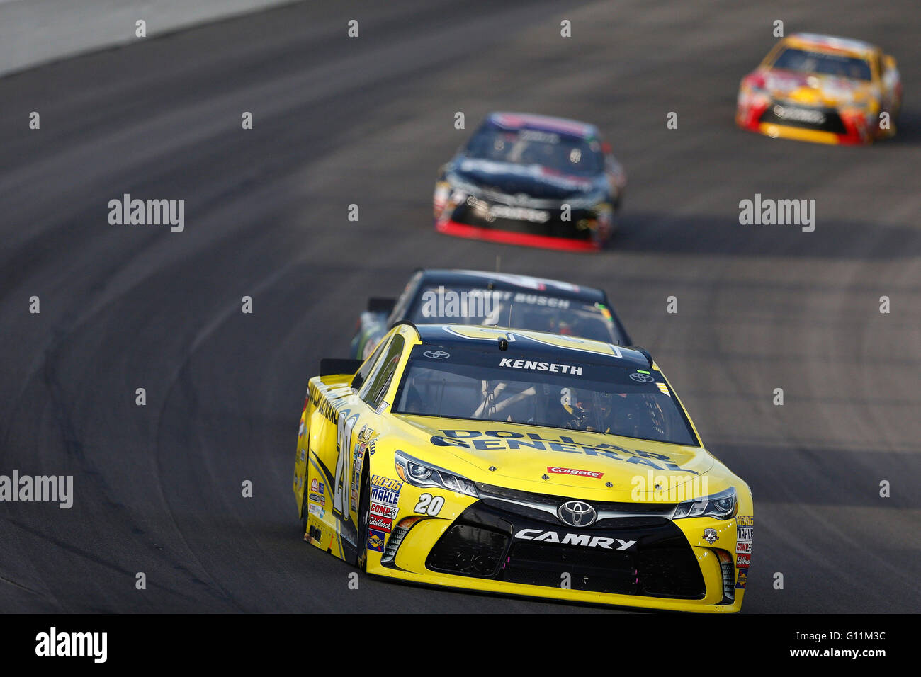 Kansas City, KS, USA. 7th May, 2016. Matt Kenseth (20) battles for ...