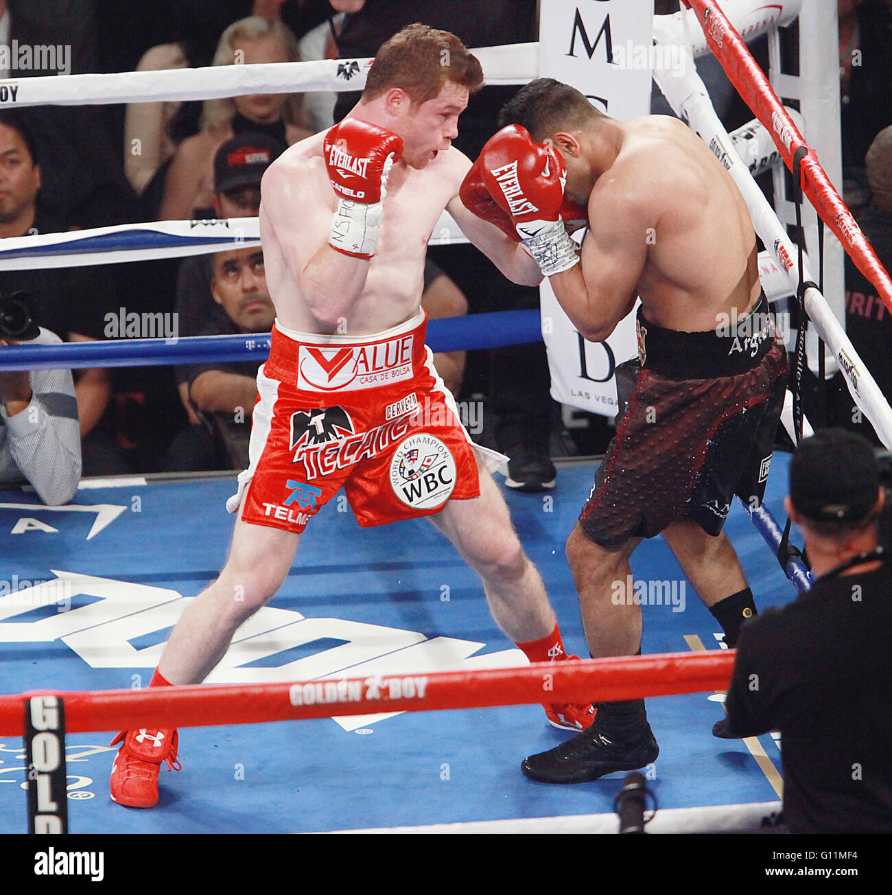 Las Vegas, Nevada, USA. 7th May, 2016. WBC Middleweight Champion Canelo ...