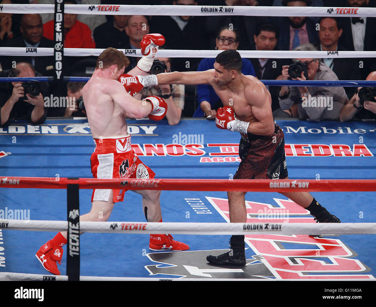 Las Vegas, Nevada, USA. 7th May, 2016. WBC Middleweight Champion Canelo ...