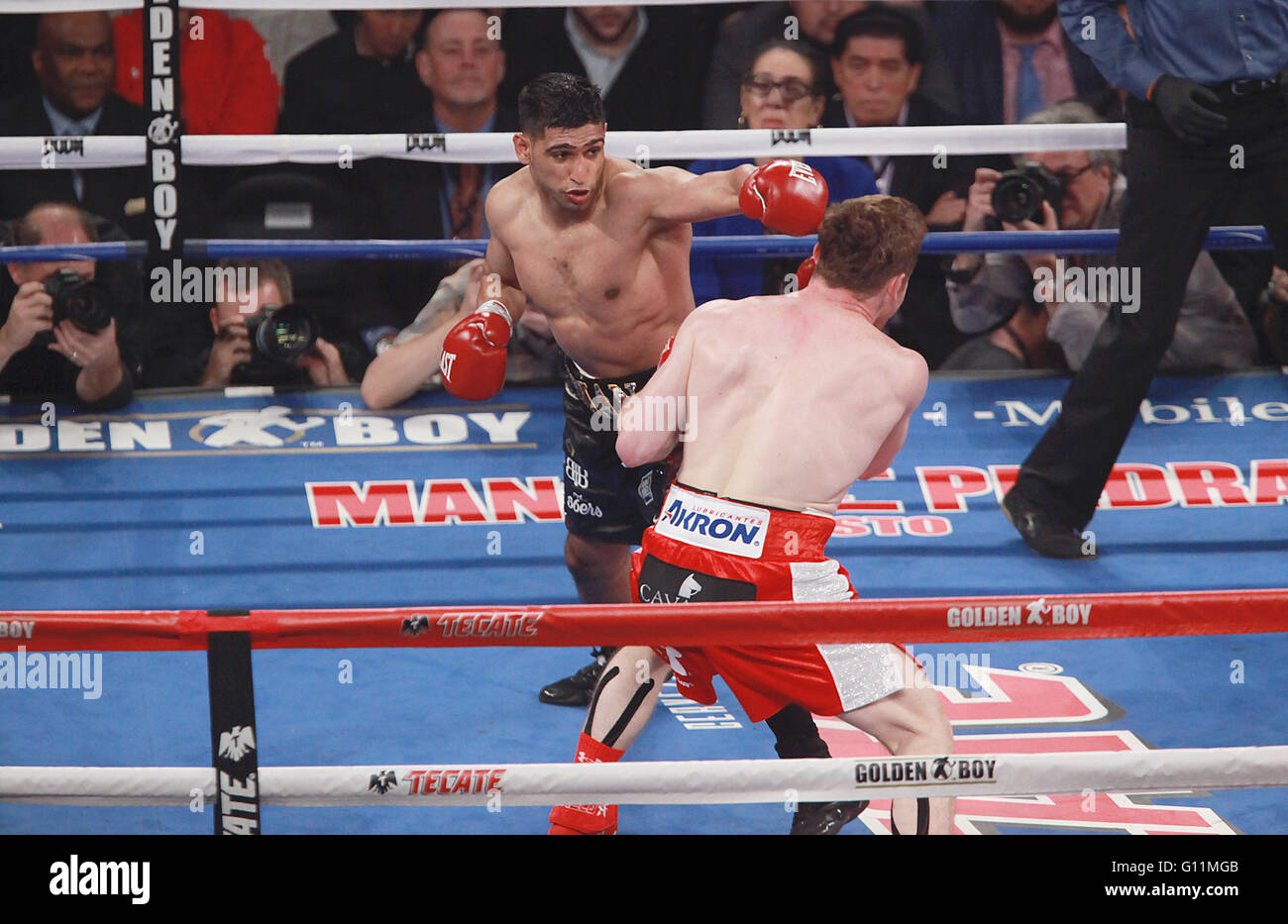Las Vegas, Nevada, USA. 7th May, 2016. WBC Middleweight Champion Canelo ...