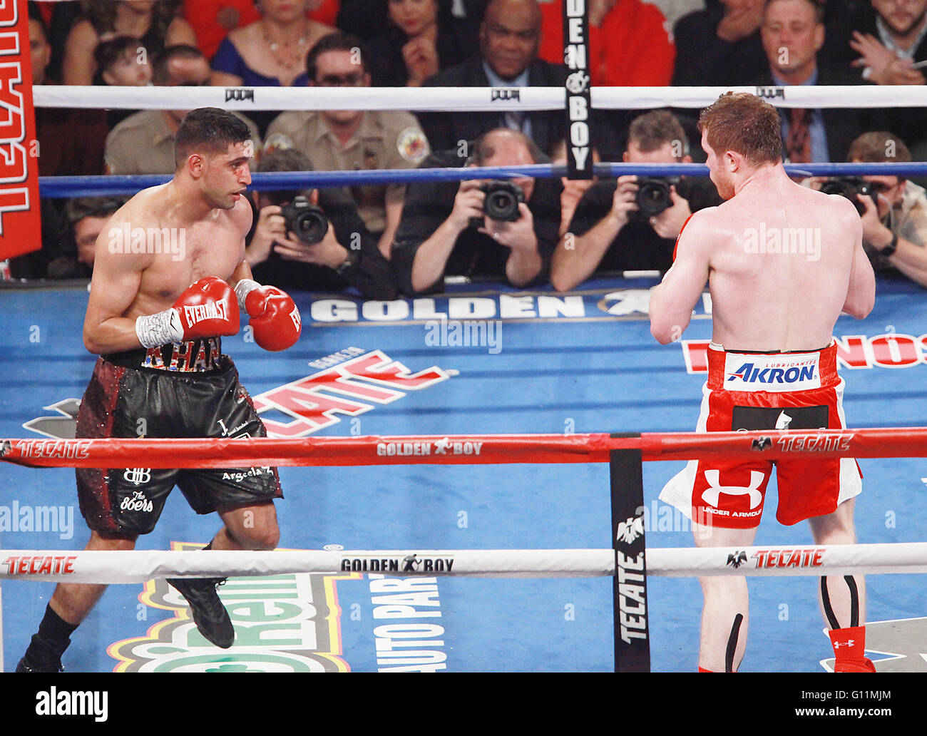 Las Vegas, Nevada, USA. 7th May, 2016. WBC Middleweight Champion Canelo ...