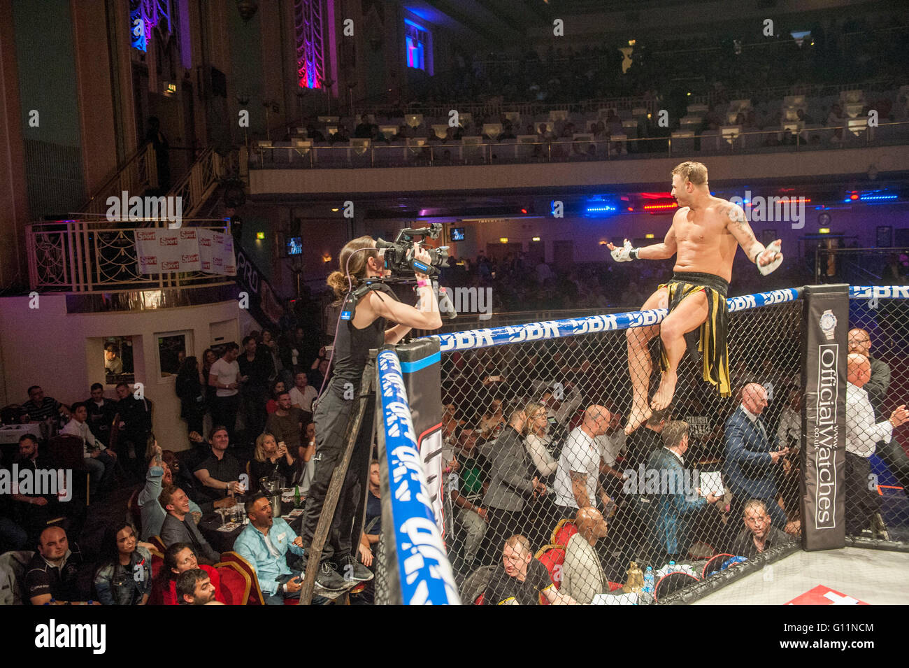 Tony giles hi-res stock photography and images - Alamy